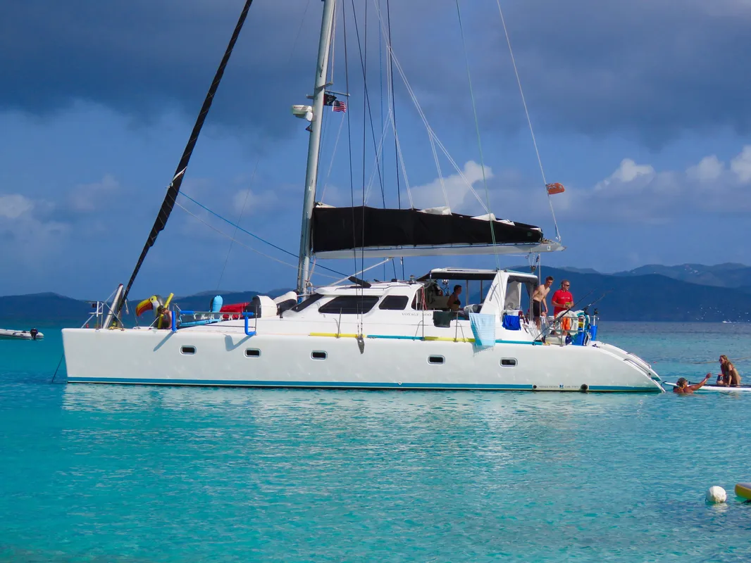 Voyage 500 - Catamaran 50 ft in Marigot - Turquoise Turtle | BednBlue