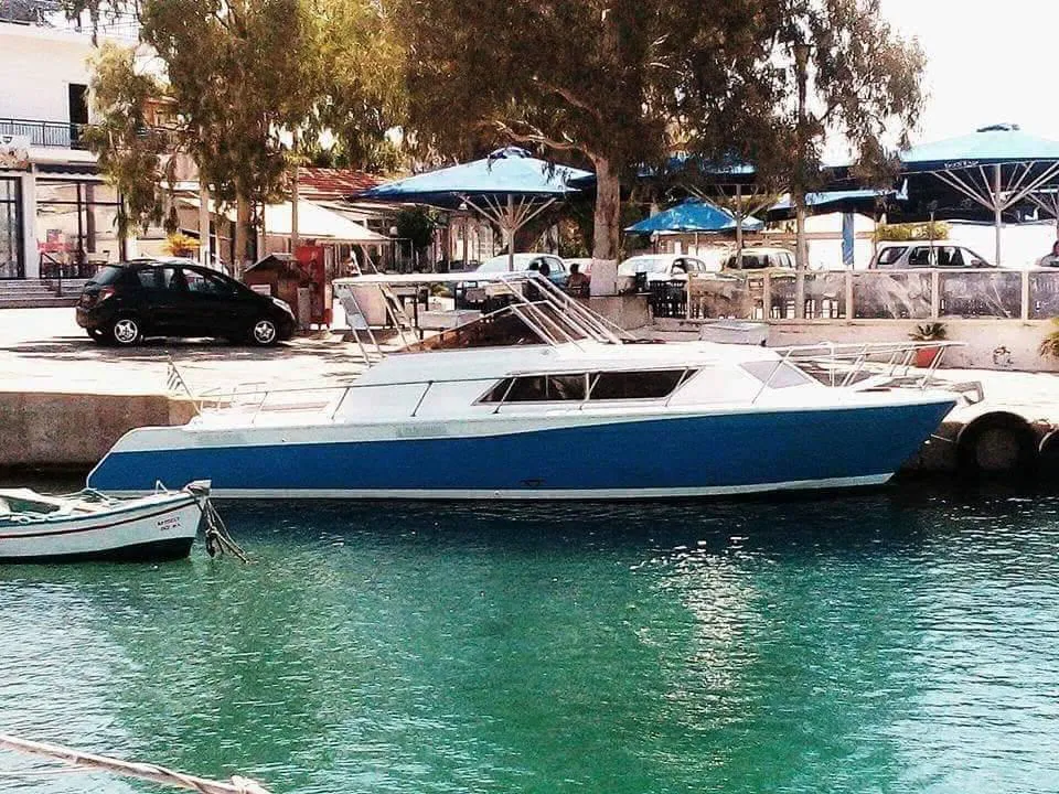 Riva Riva 33 - Yacht à moteur 33 ft in Eparchiaki Odos Megaron-Pachis ...