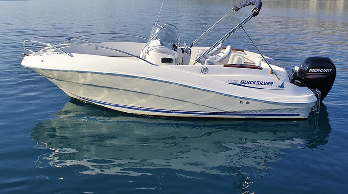 Quicksilver 635 Commander - Rychlostní člun 20 ft in Trogir ...