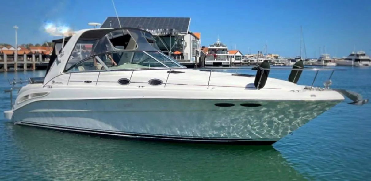 Sea Ray 365 Sundancer - Motoryacht 36 ft in Perama - Glafki | BednBlue
