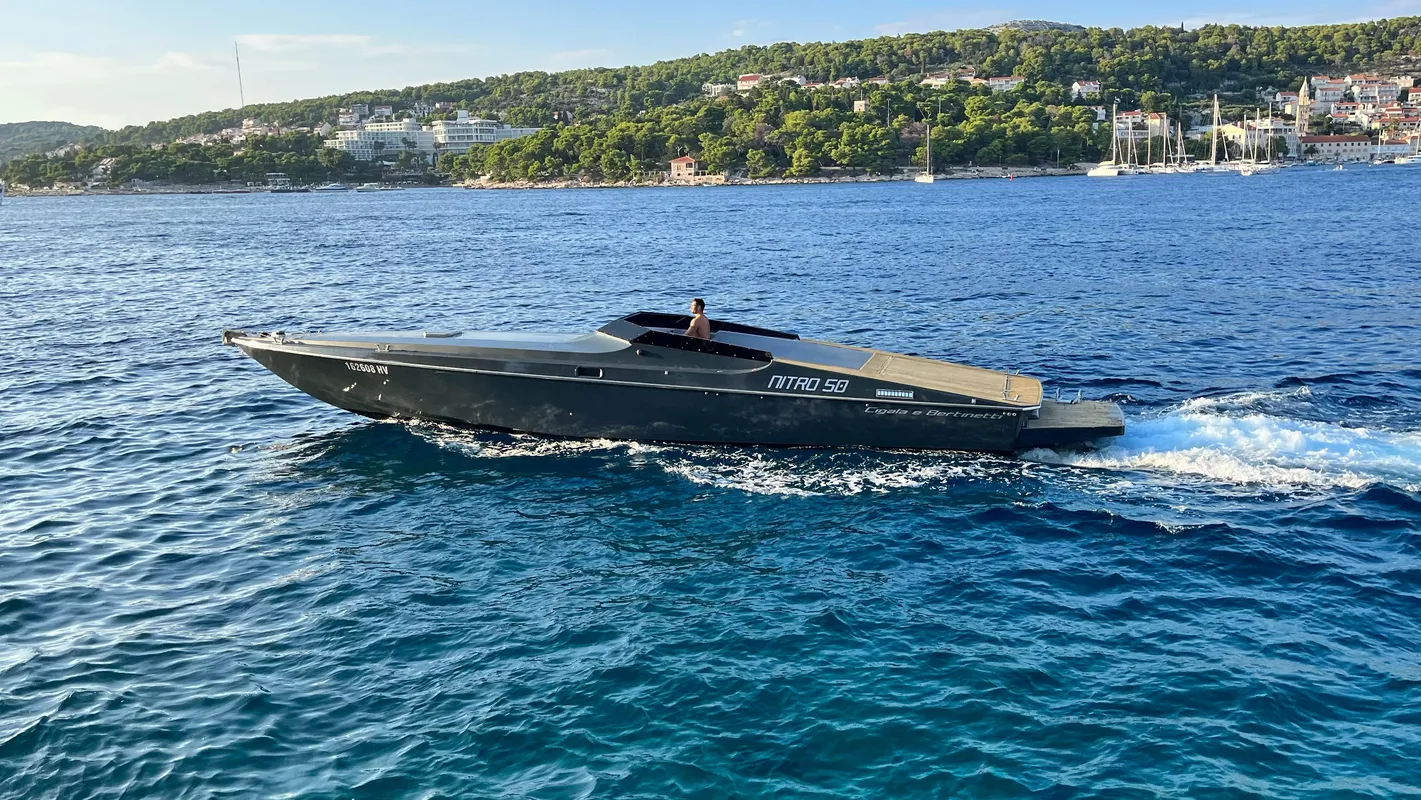 Cigala e Bertinetti Nitro 50 - Motor Yacht 50 ft in Stari Grad - Nitro ...
