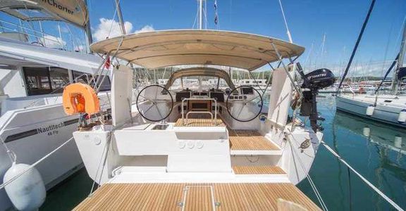 Dufour 520 Grand Large - Ветроходна яхта 52 ft in Nikiti, Greece ...