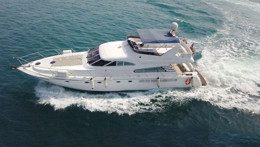 Fairline 75 - Motor Yacht 75 ft in Dubai - Cozmo 3 | BednBlue