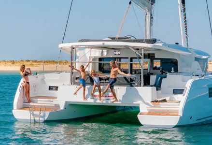Lagoon 46 - Catamaran 46 ft in Lavrion - Ostraco | BednBlue