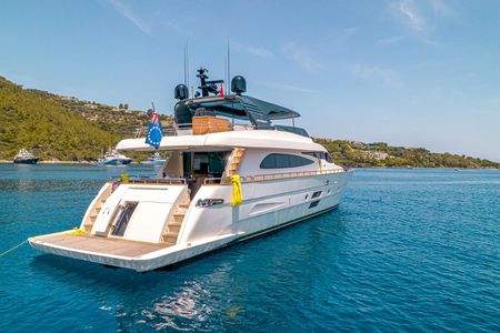 Custom 86 - Motoryacht 86 ft in Bodrum - CANADOS 86 | BednBlue