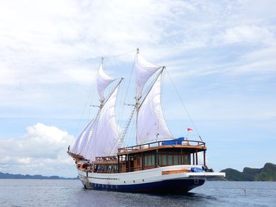 Kendari Phinisi Style Wooden Boat - Iate à vela 148 ft in Sorong ...