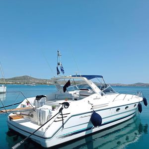 Yacthing Cranchi Mediterraneo 40 - Motoryacht 40 ft in Perama - Chris M ...