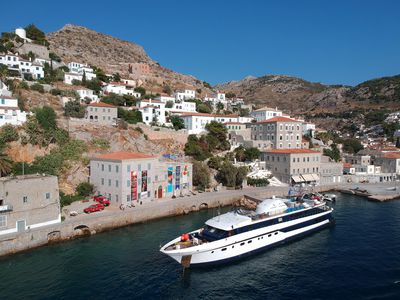 Neorion Motor Yacht 174 ft in Pireas - Harmony G | BednBlue