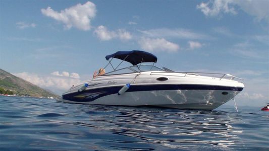 Rinker 232 - Motor Yacht 23 ft in Lisboa - Enigmas | BednBlue