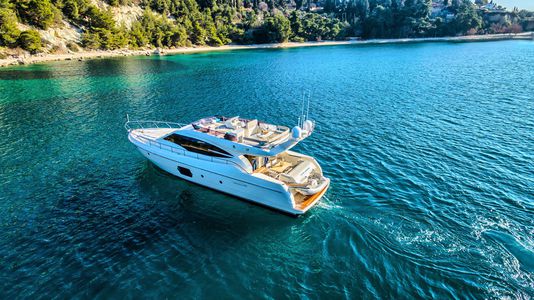 Ferretti 620 - Motoryacht 62 ft in Kaštel Gomilica - Kimon | BednBlue