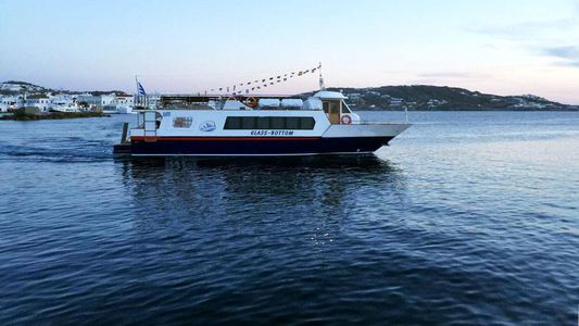 Honda 69 - Deck Boat 69 ft in Mikonos - Mykonos Spirit | BednBlue