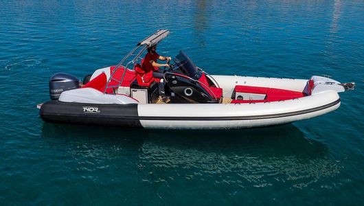 Prua Al Vento Thor 8.0 - Rigid Inflatable 25 ft in Kalamata - Alfa V | BednBlue