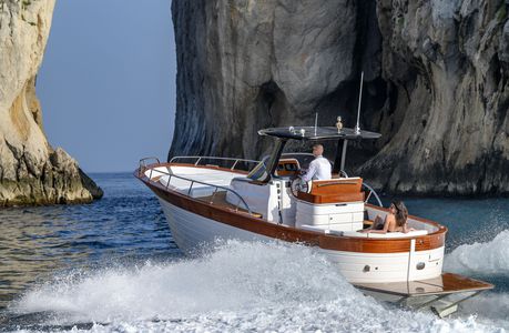 Apreamare Libeccio 33 - Motor Yacht 33 ft in La Spezia - ''Portofino ...