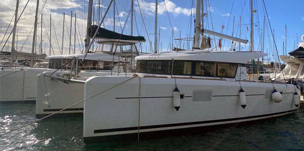 Lagoon 39 - Catamaran 39 ft in Punat - Vertigo | BednBlue