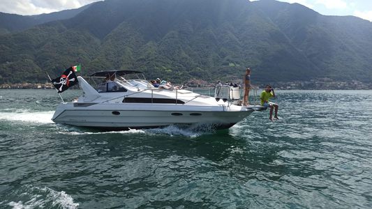 Bayliner 3555 motoryacht - Motor Yacht 39 ft in Como - CLOT | BednBlue