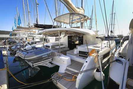 Lagoon 50 - Katamaran 48 ft in Sukošan - LUX | BednBlue